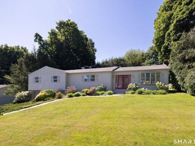 house with 4 bedroom, Naugatuck CT DS104440765
