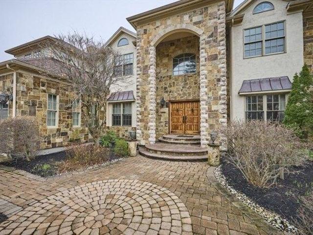 house with 4 bedroom, Needham MA DLS102477861