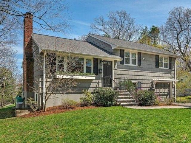 house with 4 bedroom, Needham MA DLS102635014