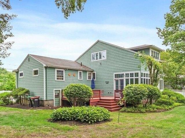 house with 4 bedroom, Needham MA DLS103036875