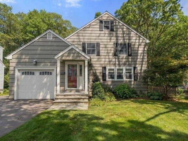 house with 4 bedroom, Needham MA DS102594008
