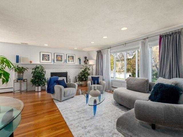 house with 4 bedroom, Needham MA DS102668920