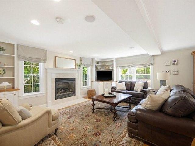 house with 4 bedroom, Needham MA DS103018980