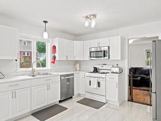 house with 4 bedroom, Needham MA ES104011283