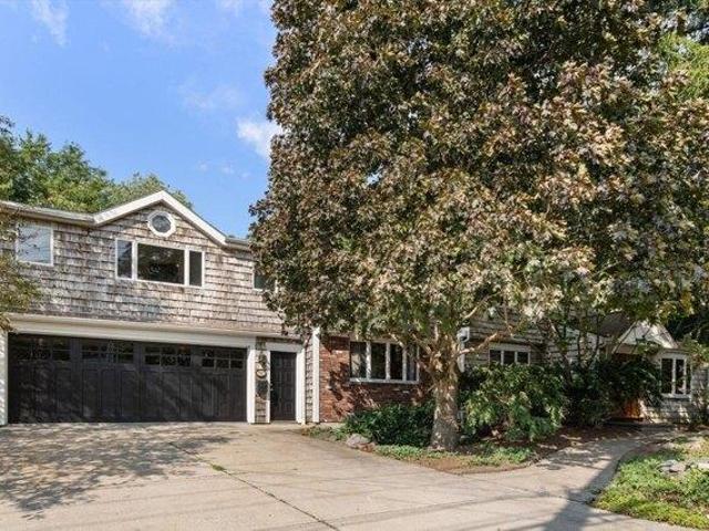 house with 4 bedroom, Needham MA ES105095221