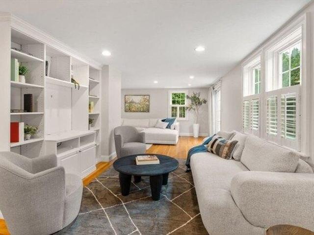 house with 4 bedroom, Needham MA ES105127072