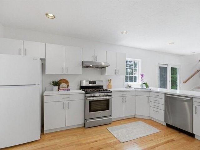house with 4 bedroom, Needham MA ES105207698