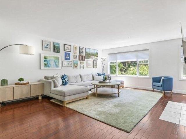 house with 4 bedroom, Needham MA ES103663878