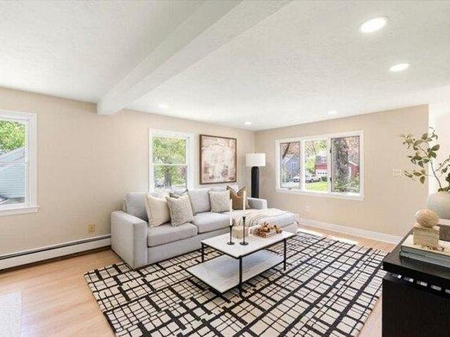 house with 4 bedroom, Needham MA ES103848527