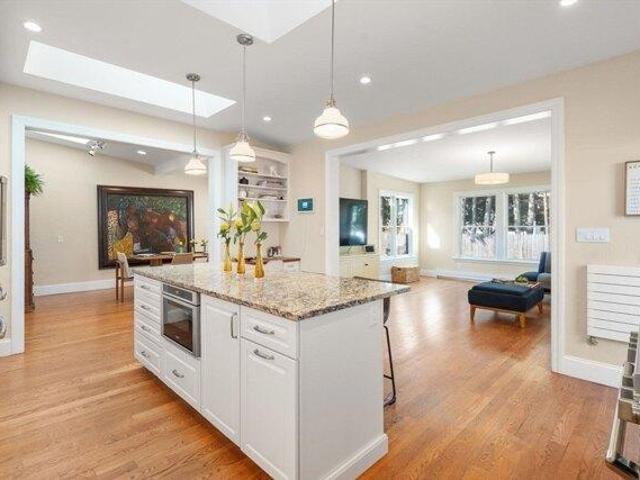 house with 4 bedroom, Newton MA DLS102370329