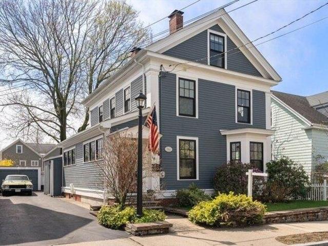 house with 4 bedroom, Newton MA DS101706454