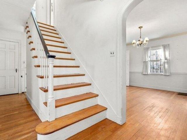 house with 4 bedroom, Newton MA DS101858346