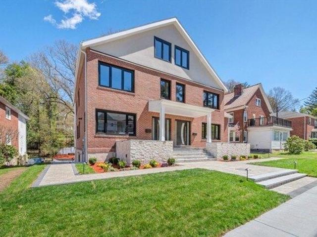 house with 4 bedroom, Newton MA DS101958212