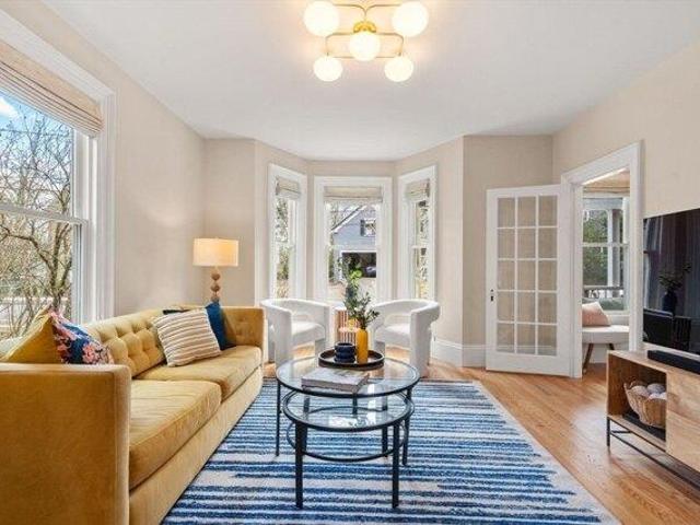house with 4 bedroom, Newton MA DS102476272