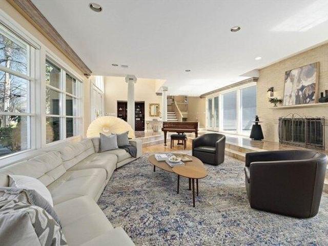 house with 4 bedroom, Newton MA DS102584936