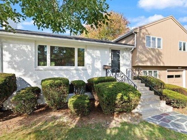 house with 4 bedroom, Newton MA DS102121781