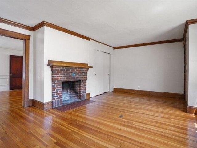 house with 4 bedroom, Newton MA DS103930884