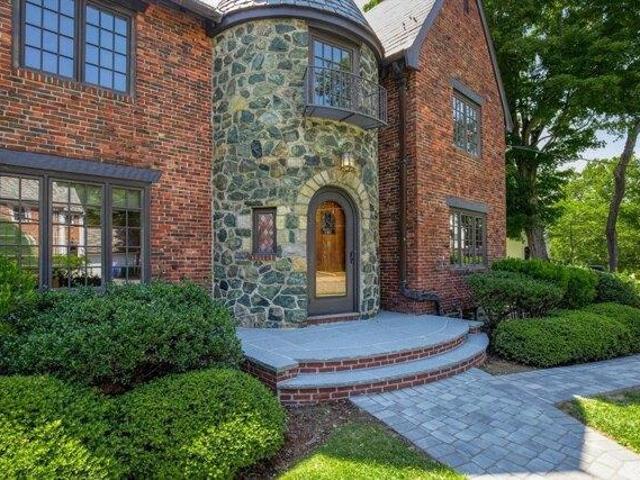 house with 4 bedroom, Newton MA DS104408905