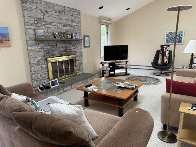house with 4 bedroom, Newton MA DS104045134