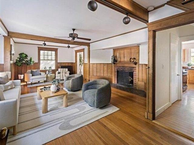 house with 4 bedroom, Newton MA ES103494511
