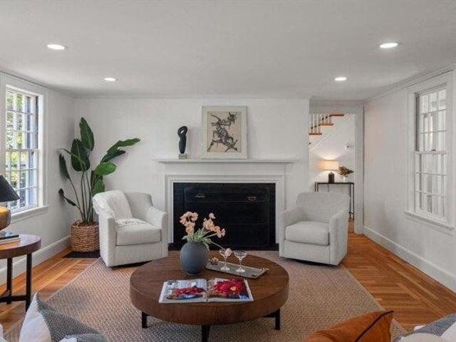 house with 4 bedroom, Newton MA ES103494719