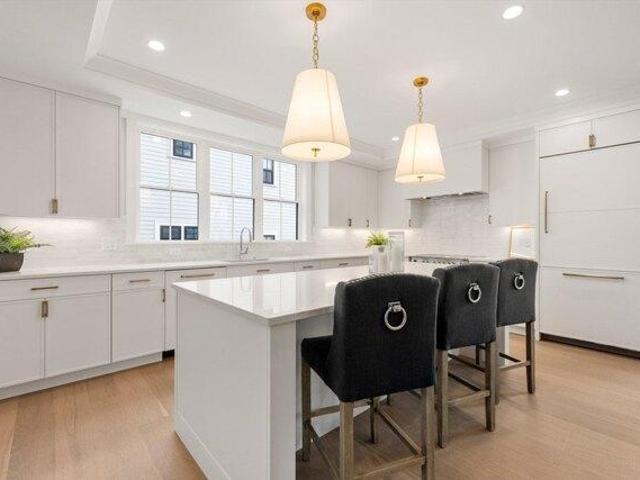house with 4 bedroom, Newton MA ES103495952