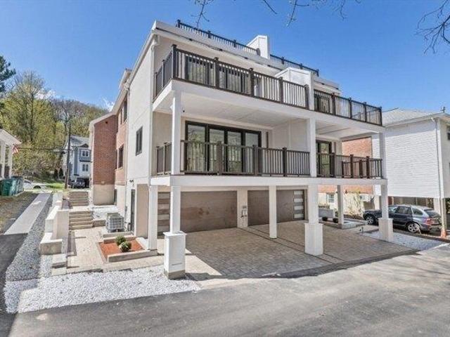 house with 4 bedroom, Newton MA ES103548495