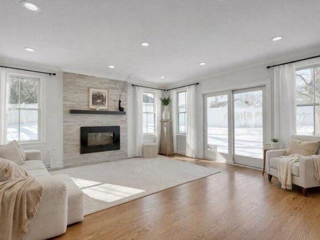 house with 4 bedroom, Newton MA ES103073199