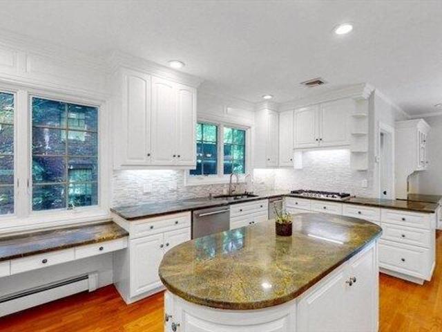 house with 4 bedroom, Newton MA ES103223161