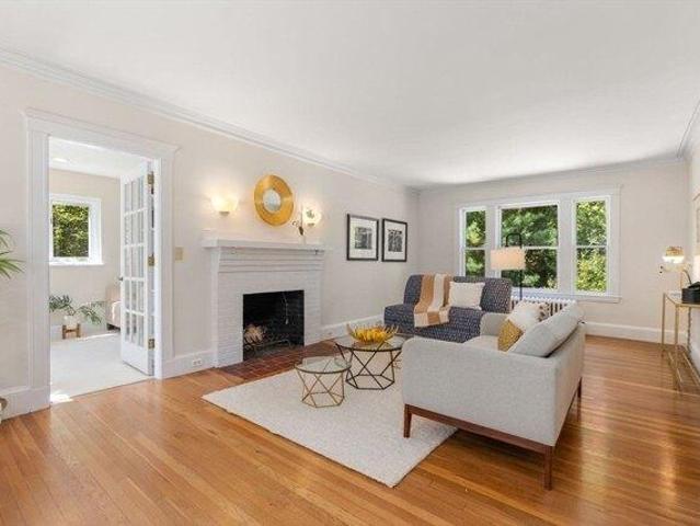 house with 4 bedroom, Newton MA ES103247884