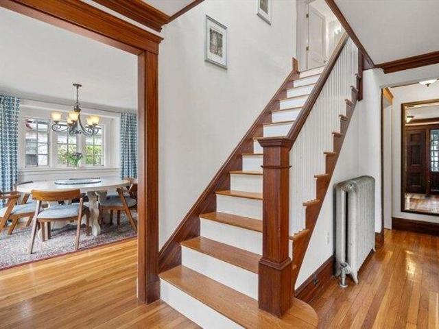 house with 4 bedroom, Newton MA ES103247385