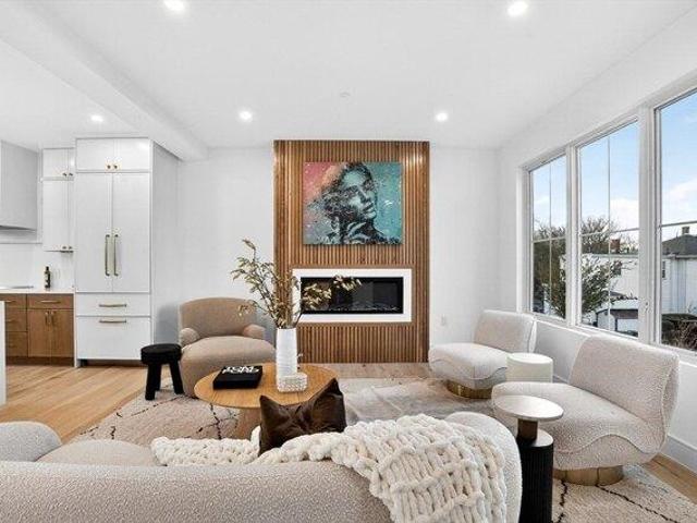 house with 4 bedroom, Newton MA ES104903991