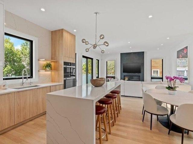 house with 4 bedroom, Newton MA ES104193189