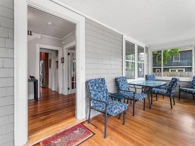 house with 4 bedroom, Newton MA ES104299380
