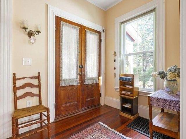 house with 4 bedroom, Newton MA ES105107309