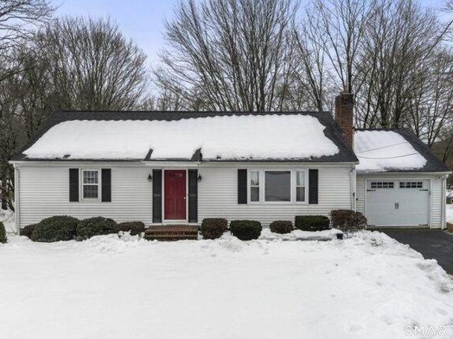 house with 4 bedroom, Newtown CT DLS101706850
