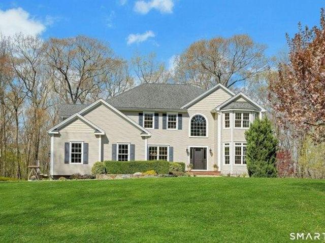 house with 4 bedroom, Newtown CT DLS102344540