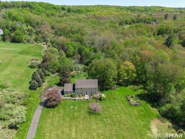 house with 4 bedroom, Newtown CT DLS102531229