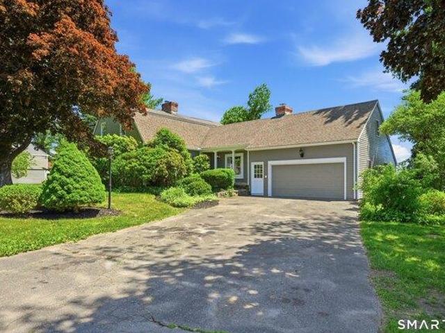 house with 4 bedroom, Newtown CT DS104234181