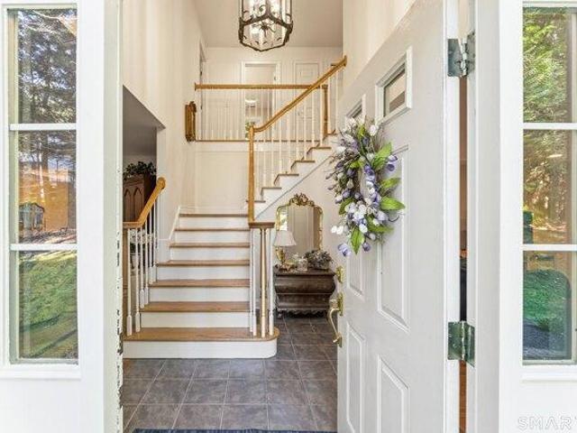 house with 4 bedroom, Newtown CT DS104443135
