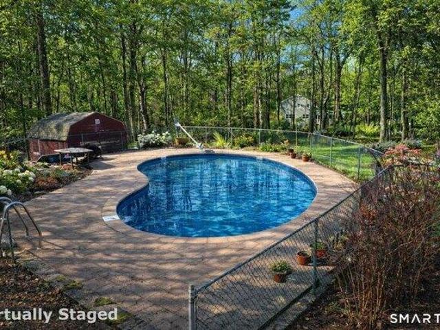 house with 4 bedroom, Newtown CT DS101899035