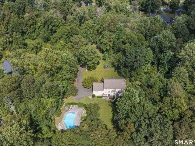 house with 4 bedroom, Newtown CT DS102478735