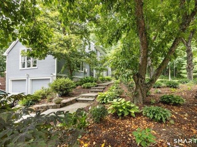 house with 4 bedroom, Newtown CT DS103928918