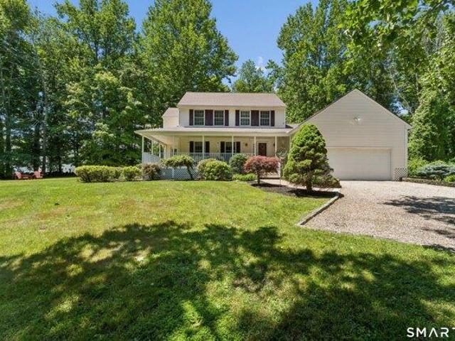 house with 4 bedroom, Newtown CT DS103929509