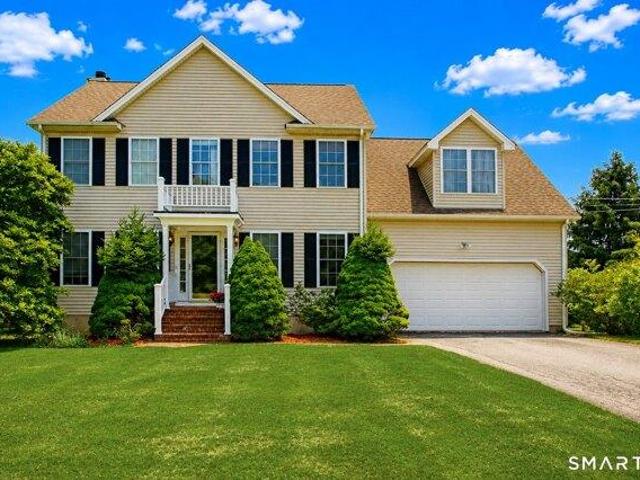 house with 4 bedroom, Newtown CT DS103930725