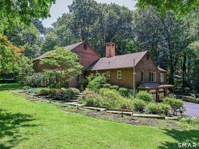house with 4 bedroom, Newtown CT ES104898888
