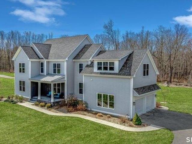 house with 4 bedroom, Newtown CT ES103189122