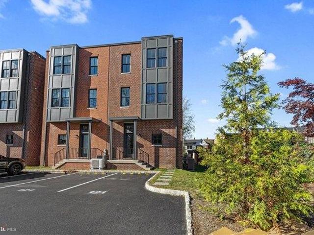 house with 4 bedroom, Newtown PA DS103622978