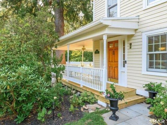 house with 4 bedroom, New Canaan CT DS102312481