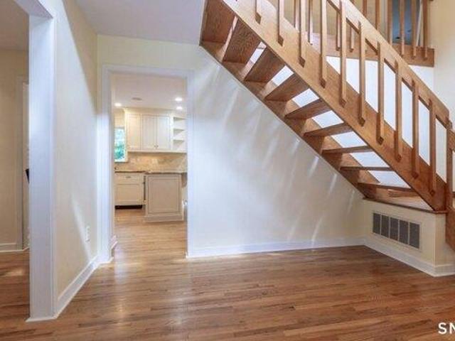house with 4 bedroom, New Canaan CT ES104153360